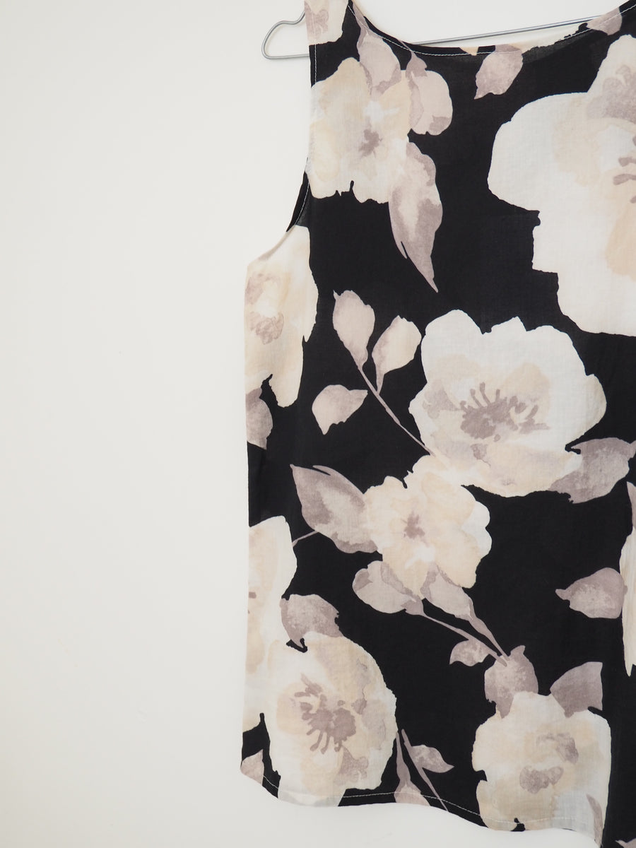 Casey top - Moth – WIDDESS